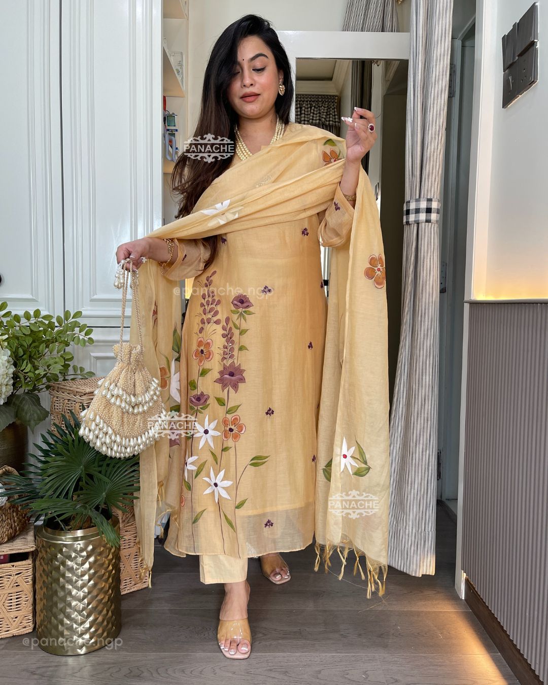 Beige mul hand painted suit set – panachengp